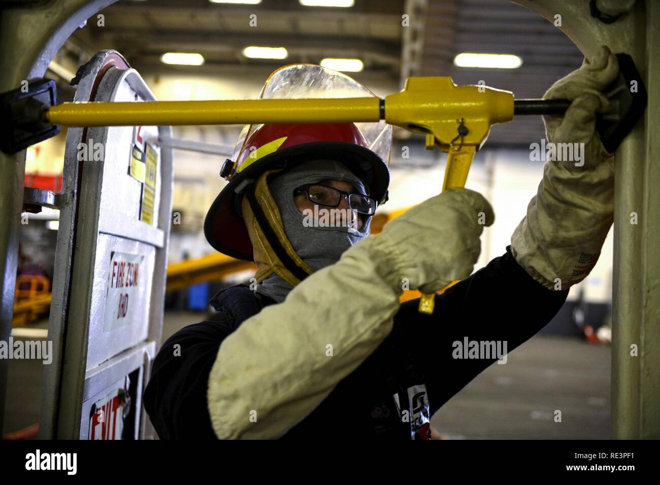 ATLANTIC OCEAN (Nov. 16, 2016) Petty Officer 2nd Class Daniel Haley ...