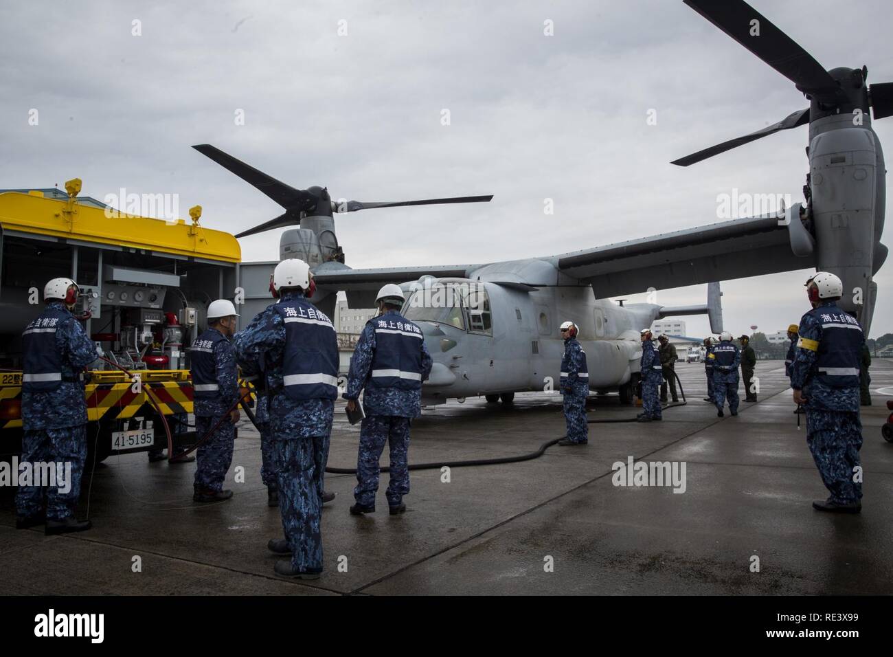A MV-22B Osprey tiltrotor aircraft from Marine Medium Tiltrotor ...