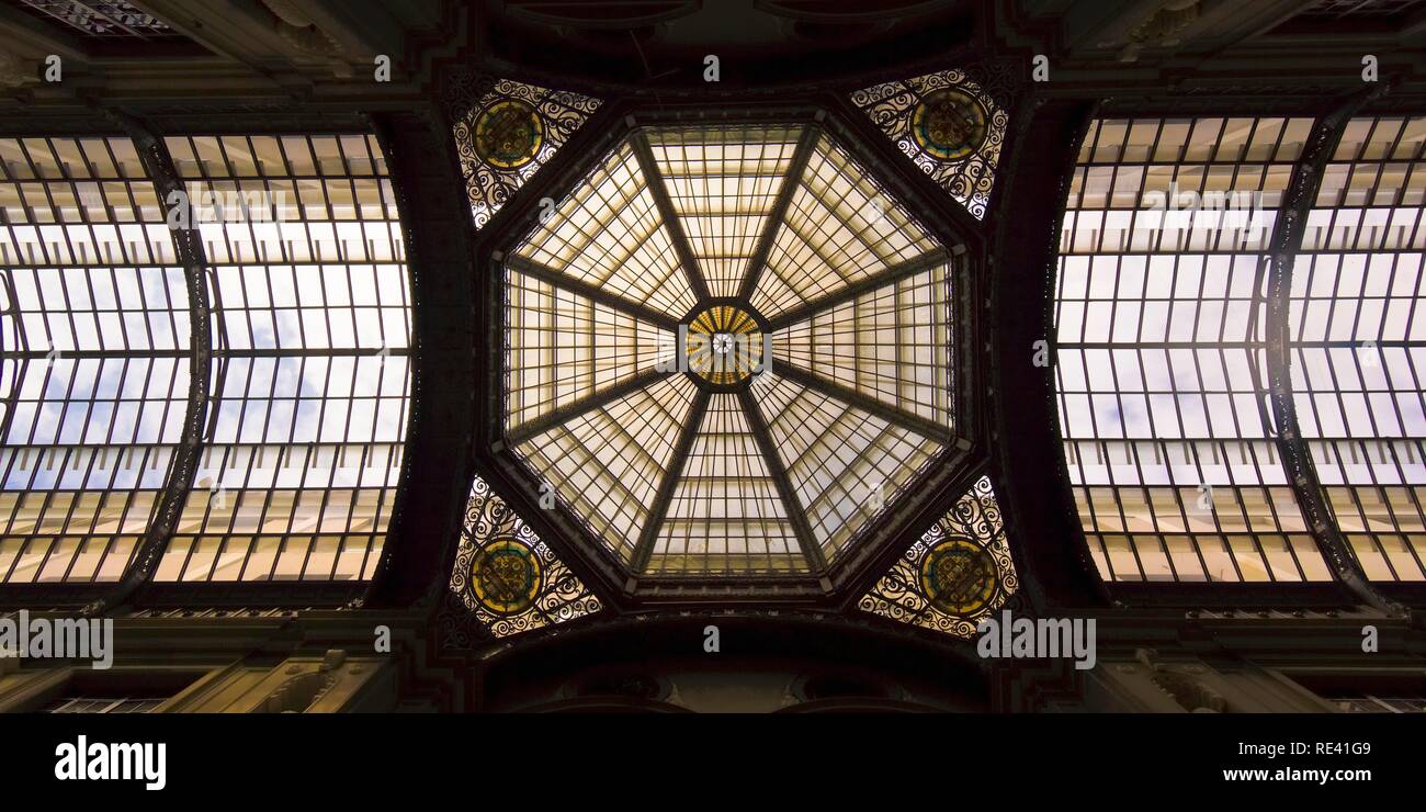 City hall building guayaquil ecuador hi-res stock photography and ...