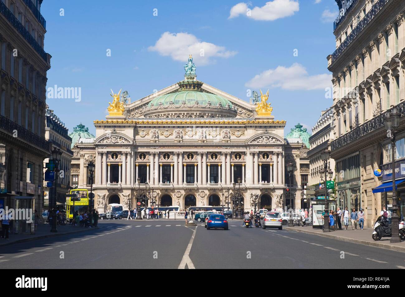 Opera garnier paris hi-res stock photography and images - Alamy