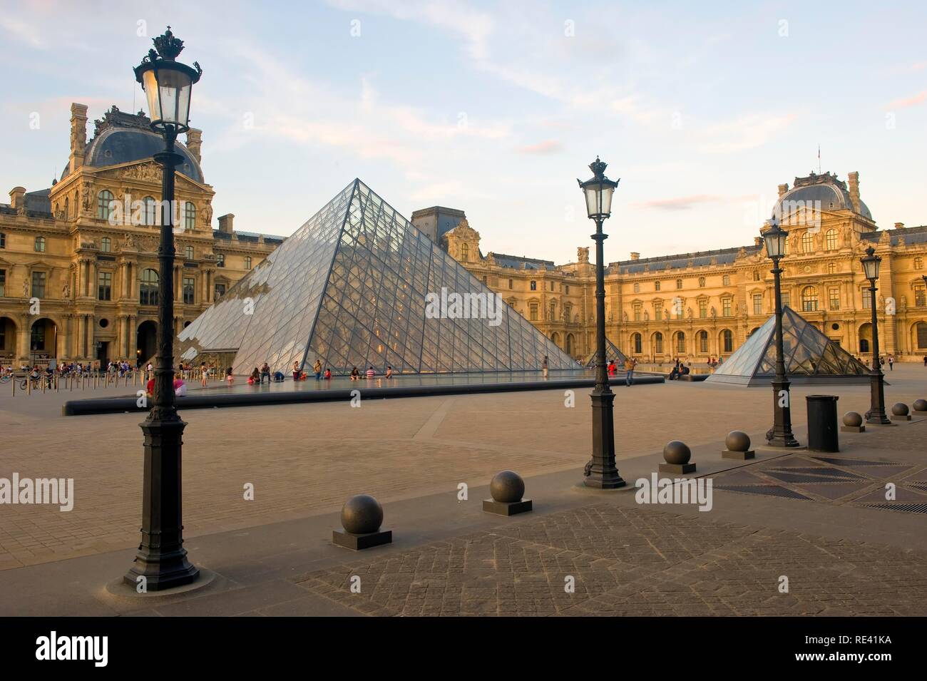 Famous louvre pyramid shot hi-res stock photography and images - Alamy