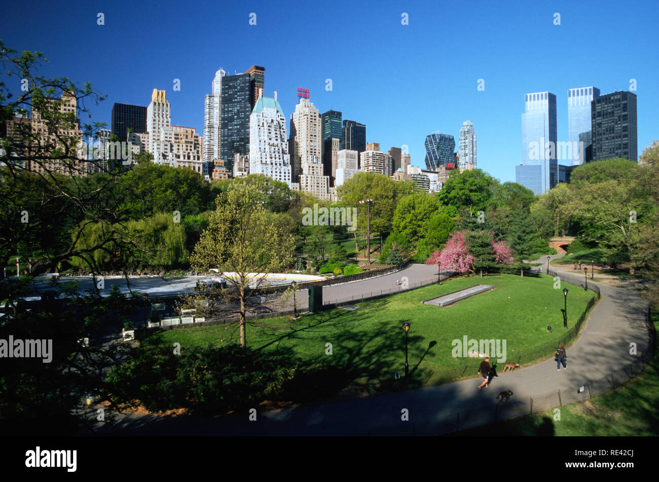 New york city skyline 2006 hi-res stock photography and images - Alamy