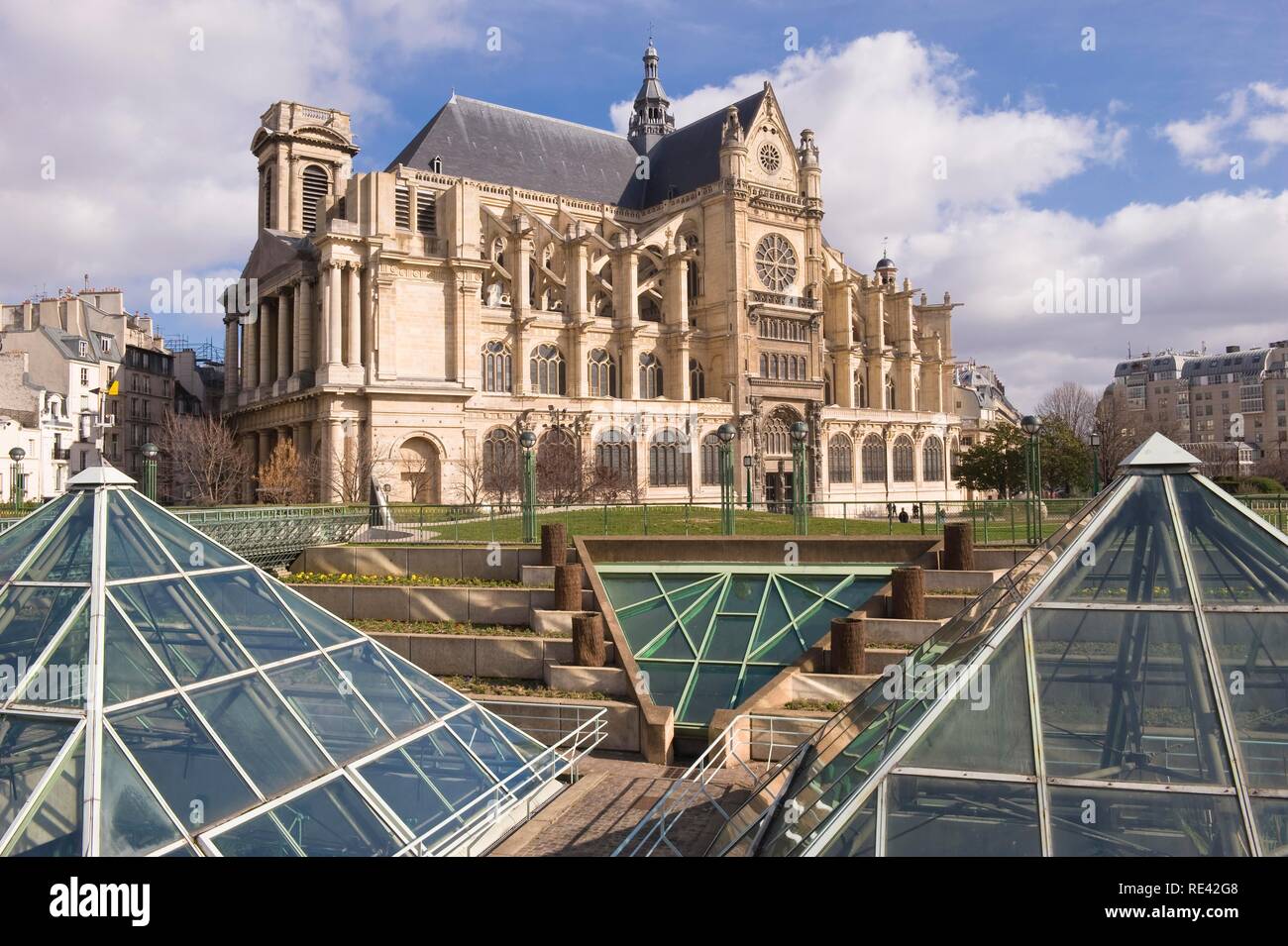 Paris saint eustache hi-res stock photography and images - Alamy