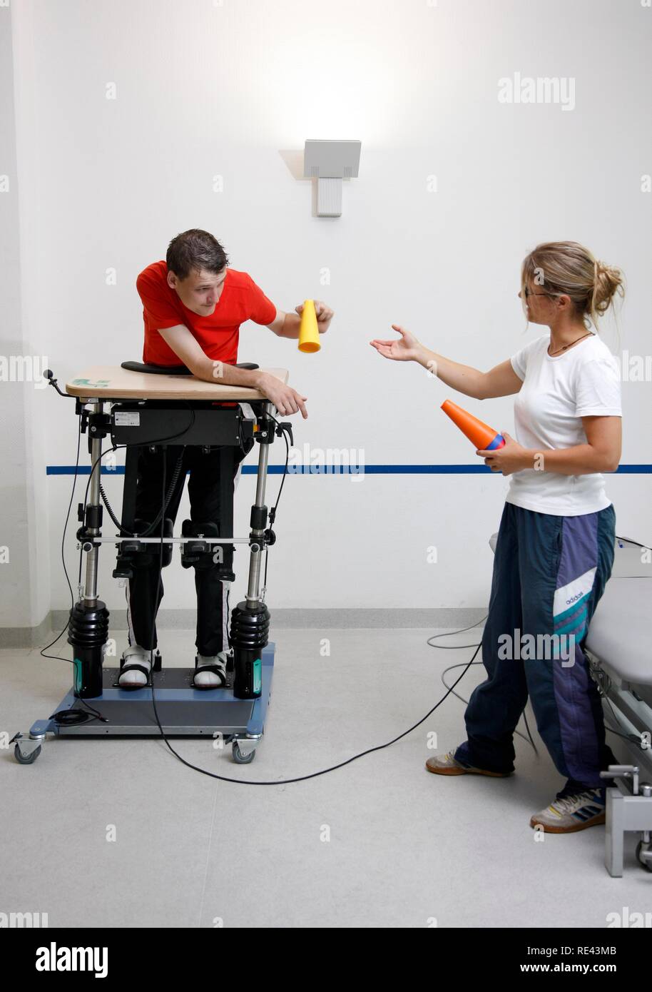 Physiotherapy, exercise therapy, muscle strengthening and coordination ...