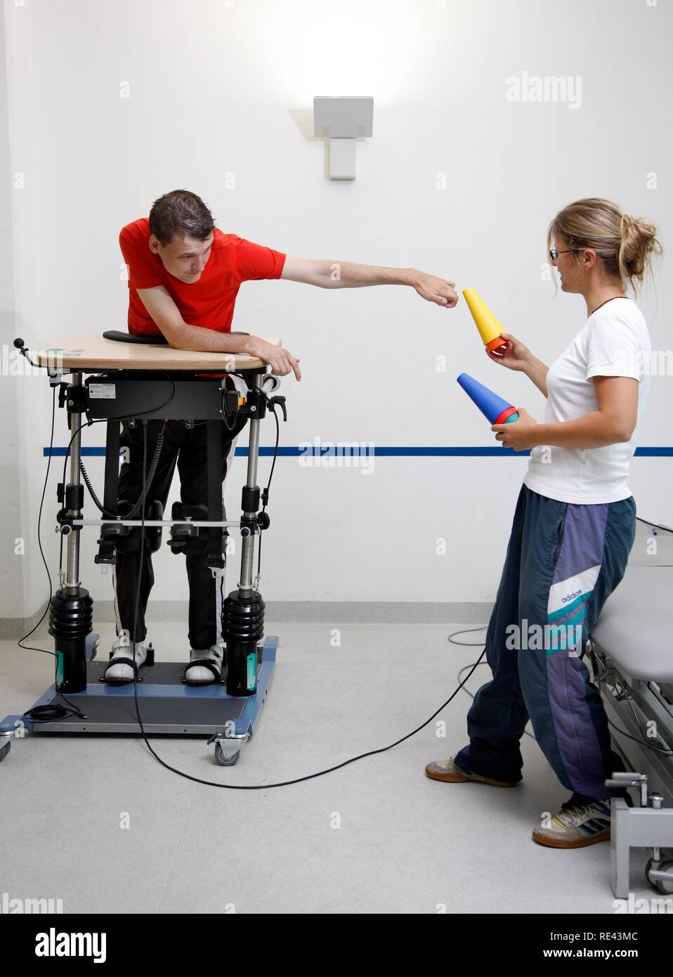 Physiotherapy, exercise therapy, muscle strengthening and coordination ...