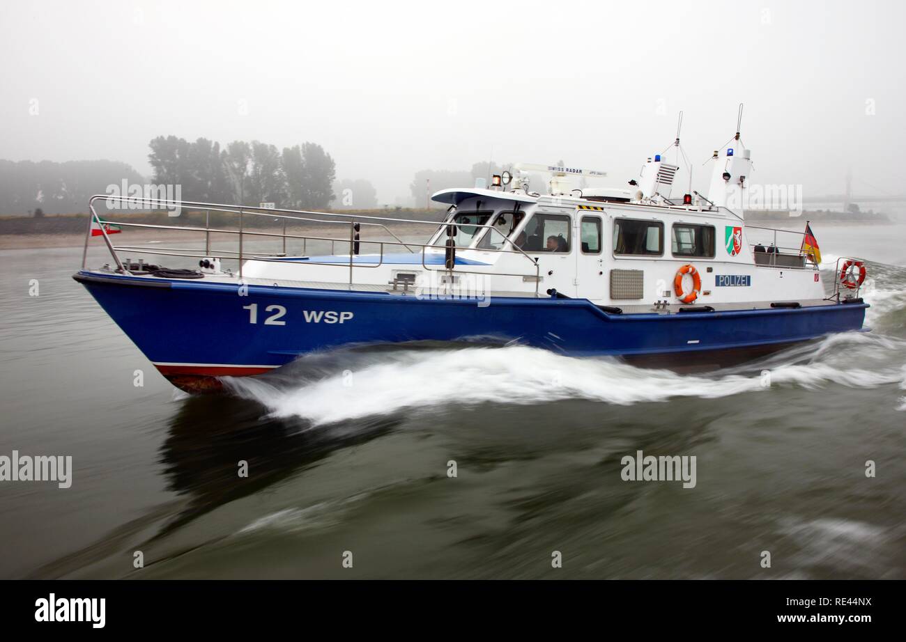 German police patrolling hi-res stock photography and images - Alamy