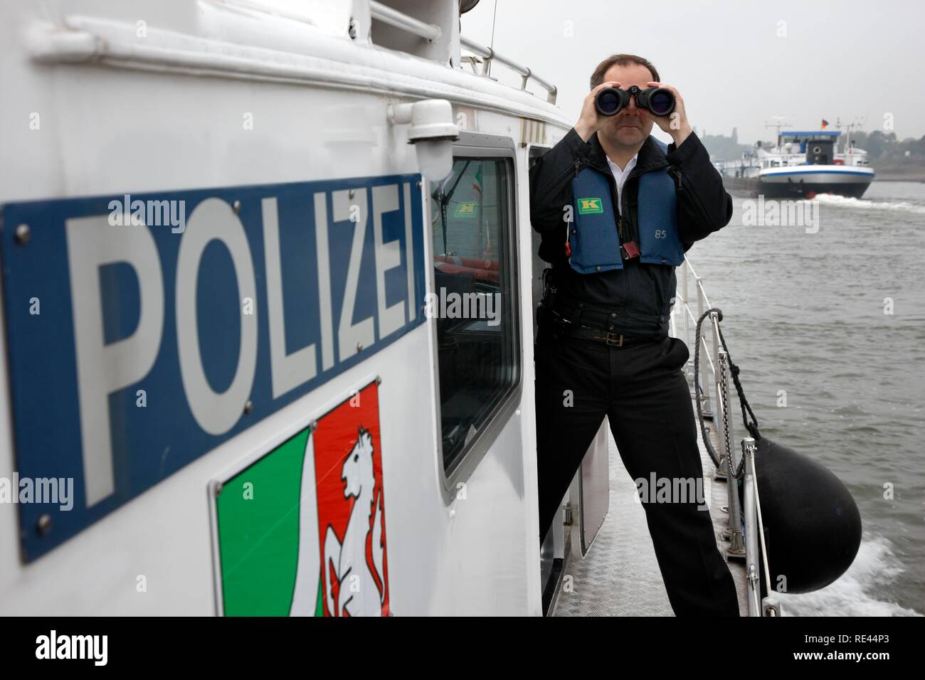 German police boat hi-res stock photography and images - Alamy