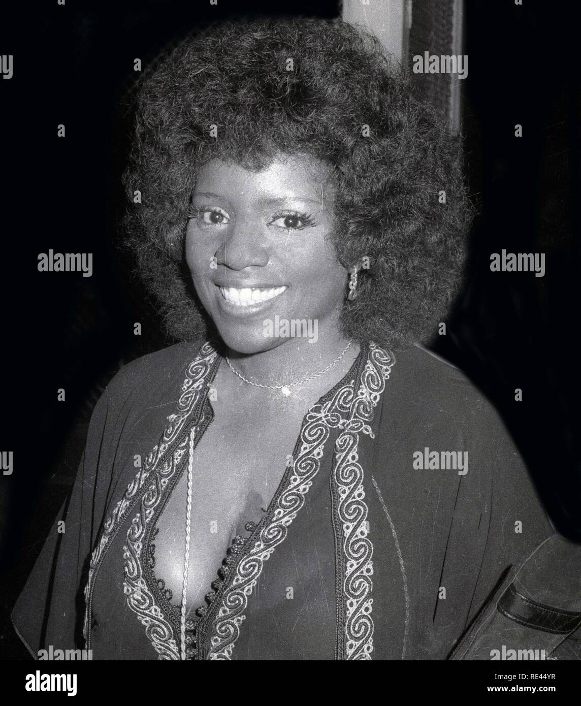Gloria gaynor 1979 hi-res stock photography and images - Alamy
