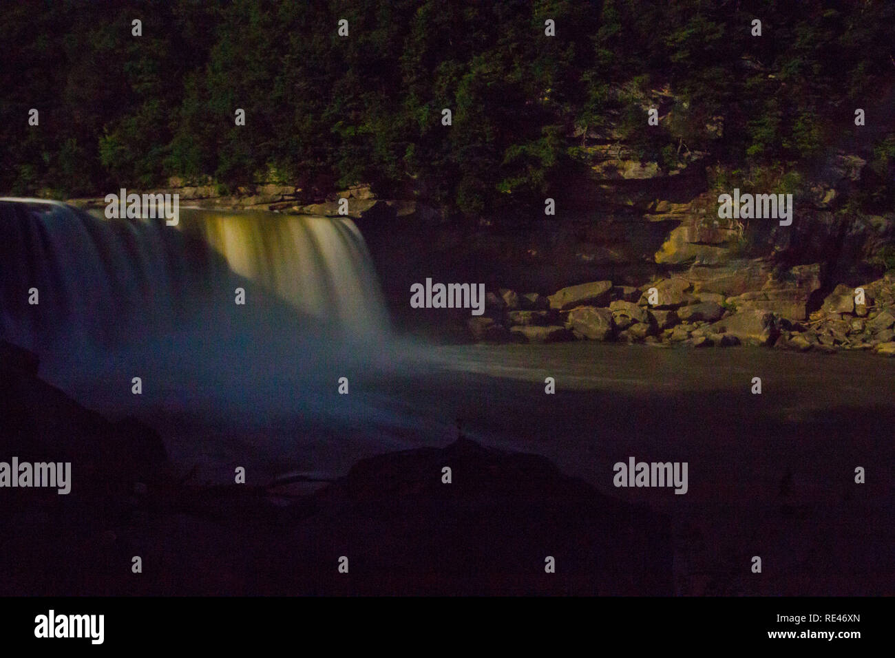 Moonbow at cumberland falls hi-res stock photography and images - Alamy