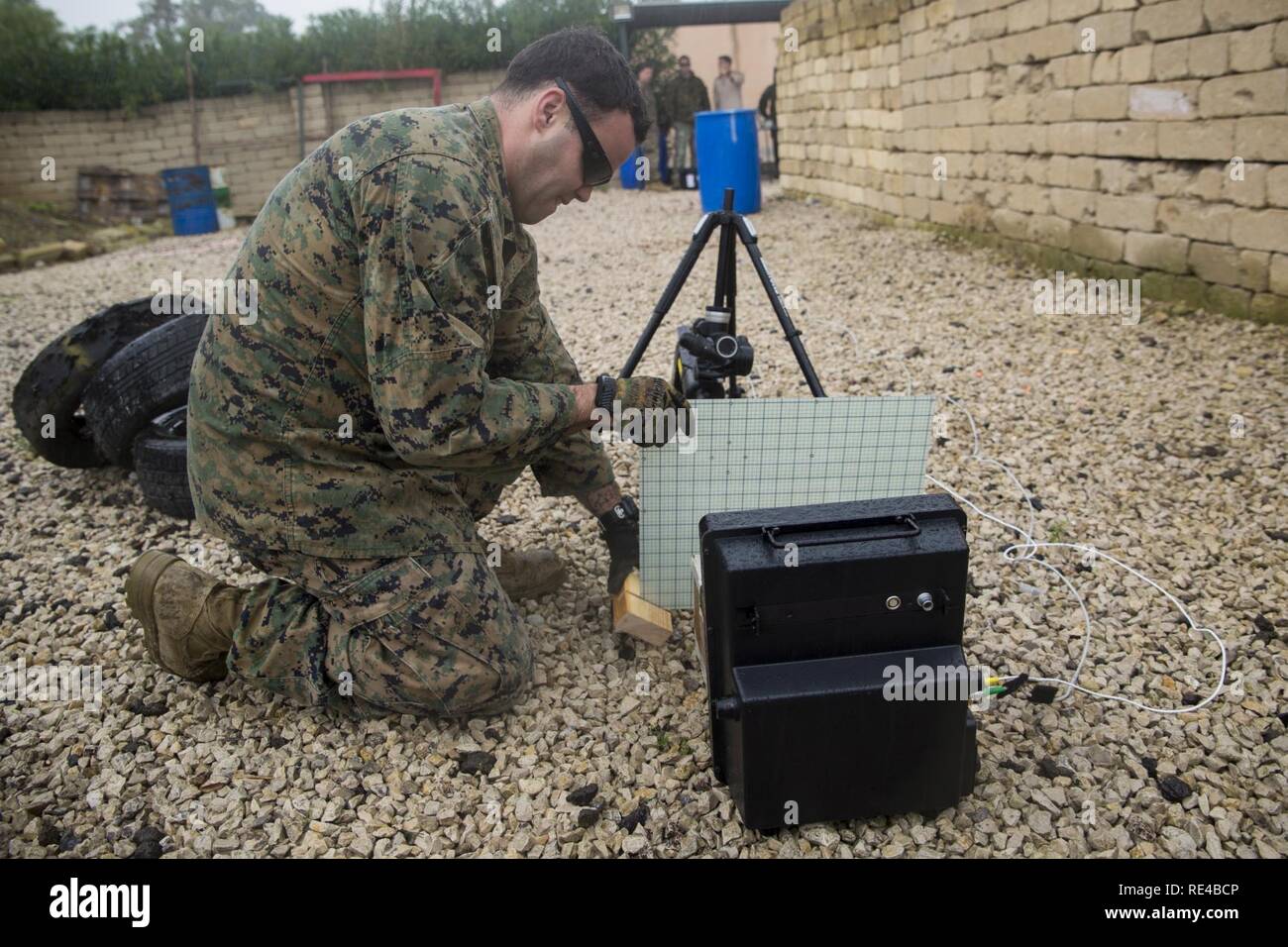 Marine air defense integrated system hi-res stock photography and ...