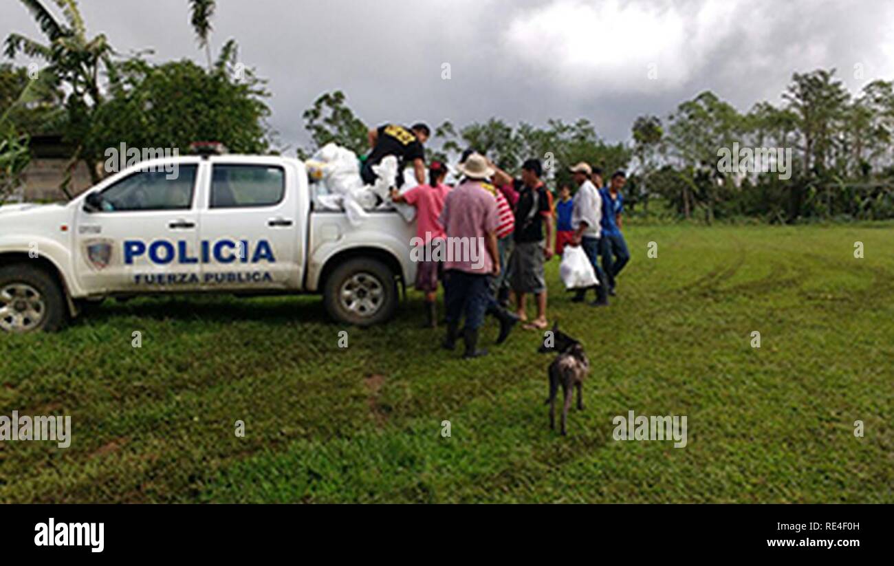 Costa Rican police bring supplies to areas affected by Hurricane Otto ...
