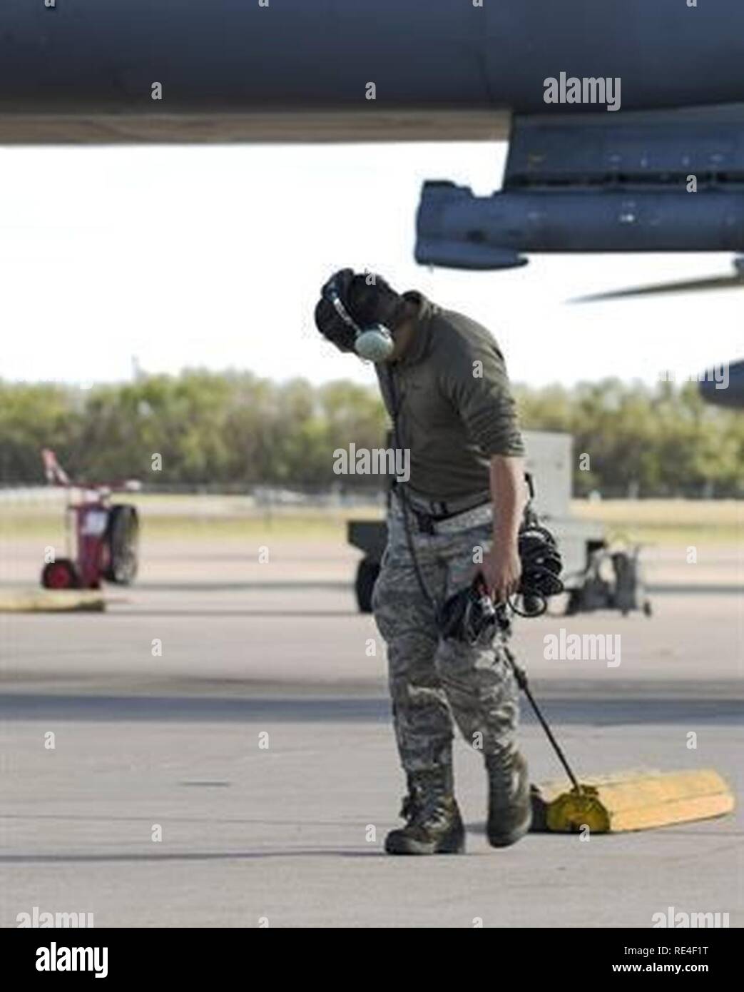 U.S. Air Force Staff Sgt. Kevin Khanthavongsay, 489th Maintenance ...