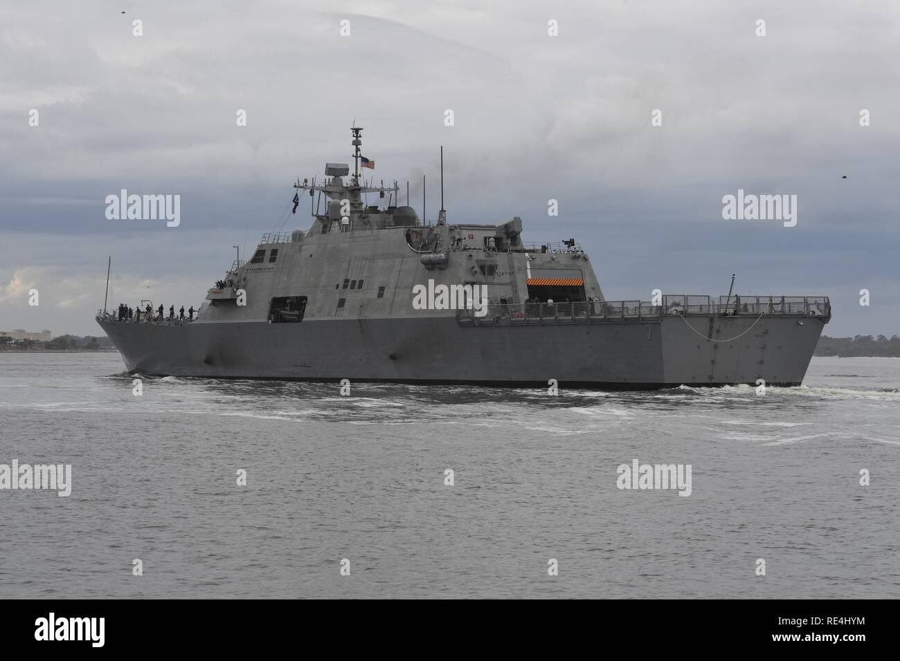 JACKSONVILLE, Fla. (Nov. 23, 2016) Freedom-variant littoral combat ship ...