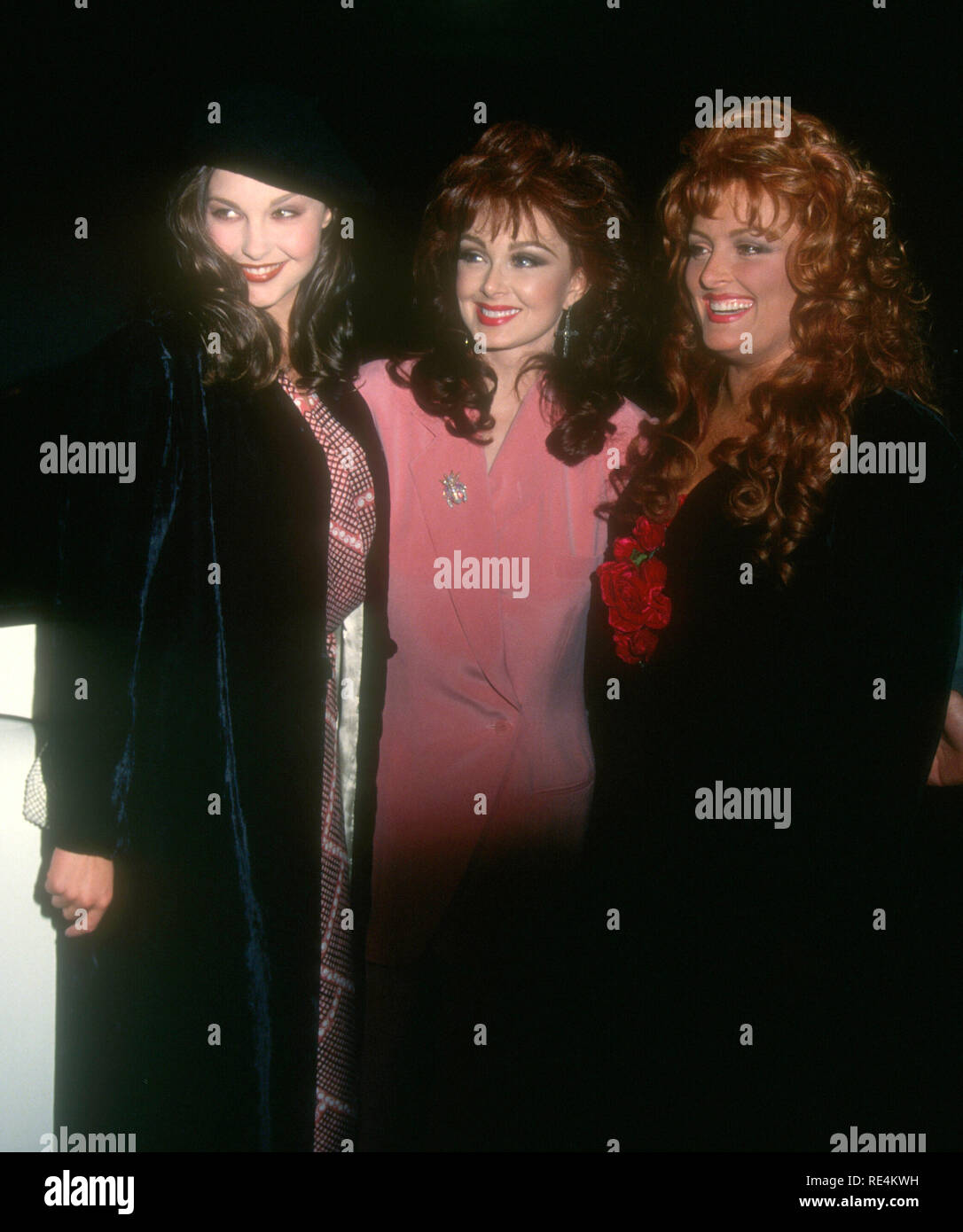 Naomi judd ashley wynonna hi-res stock photography and images - Alamy