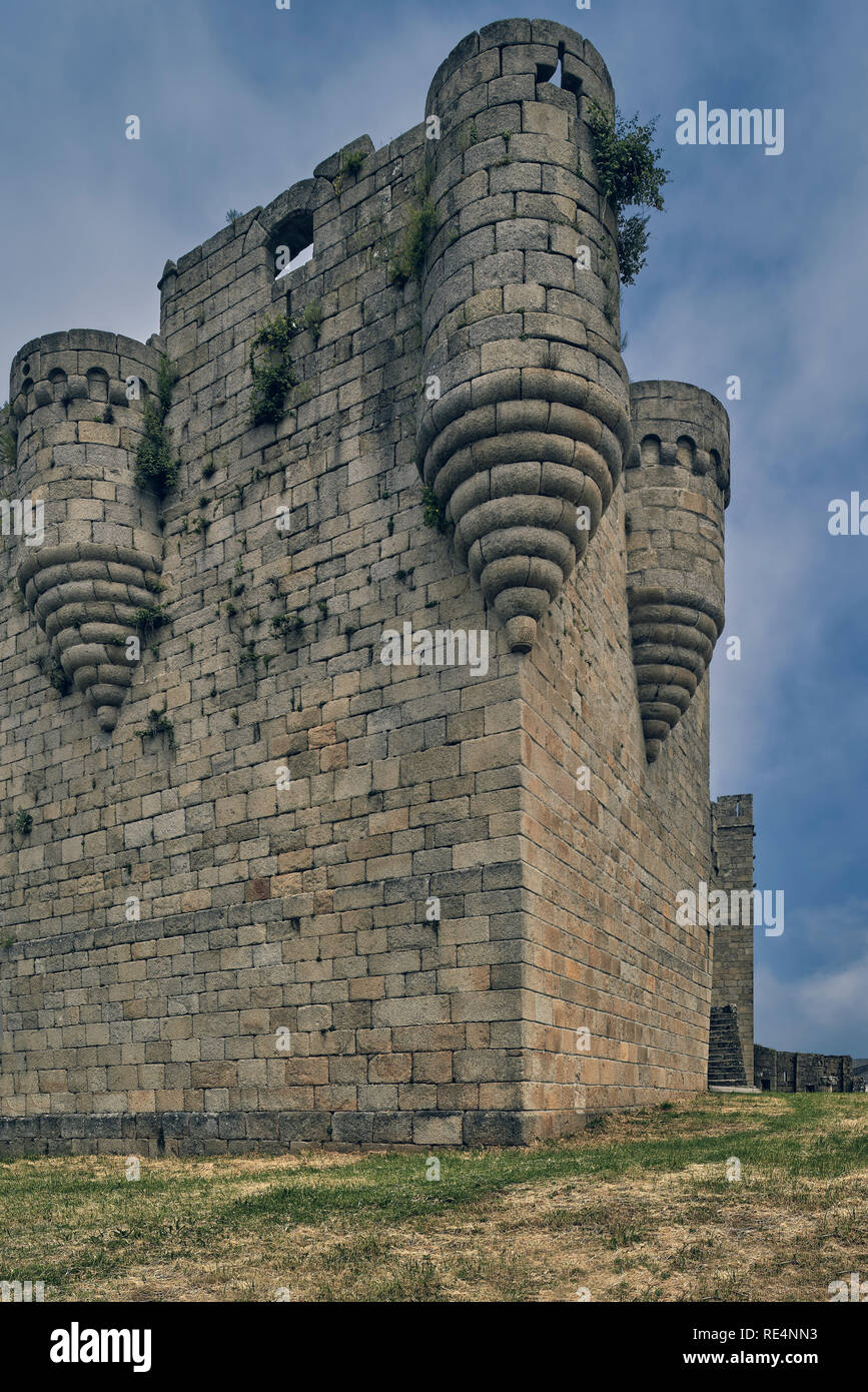 Medieval castle of the most beautiful village in Spain, Castro Caldelas ...