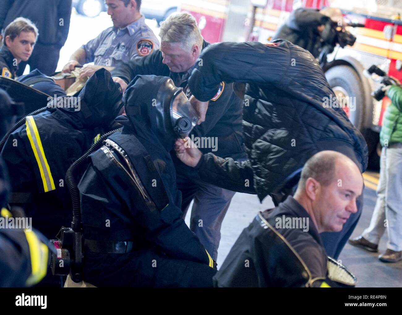 Members of the New York Fire Department’s Hazardous Materials Team ...