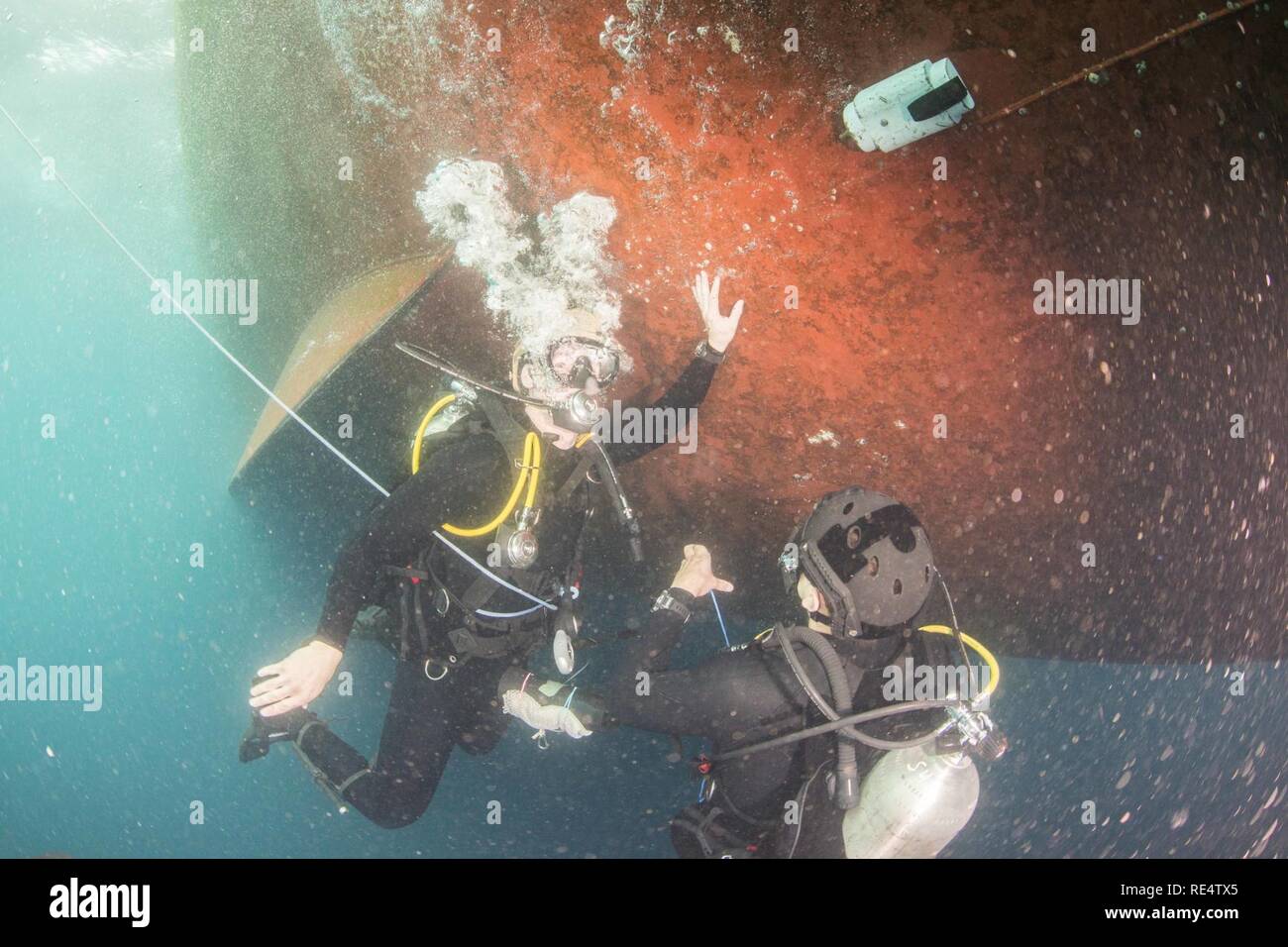 Limpet mine hi-res stock photography and images - Alamy