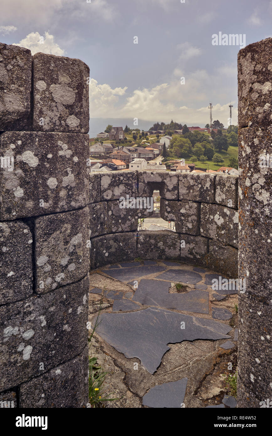 Medieval castle of the most beautiful village in Spain, Castro Caldelas ...