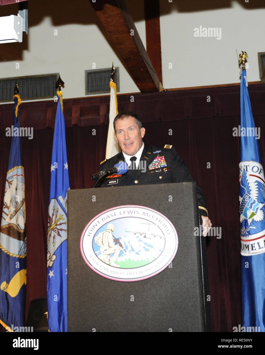 COL Morgan Base Commander of Joint Base Lewis-McChord welcomes newly ...
