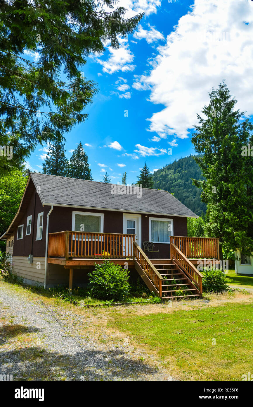 Side View House Siding High Resolution Stock Photography and Images - Alamy