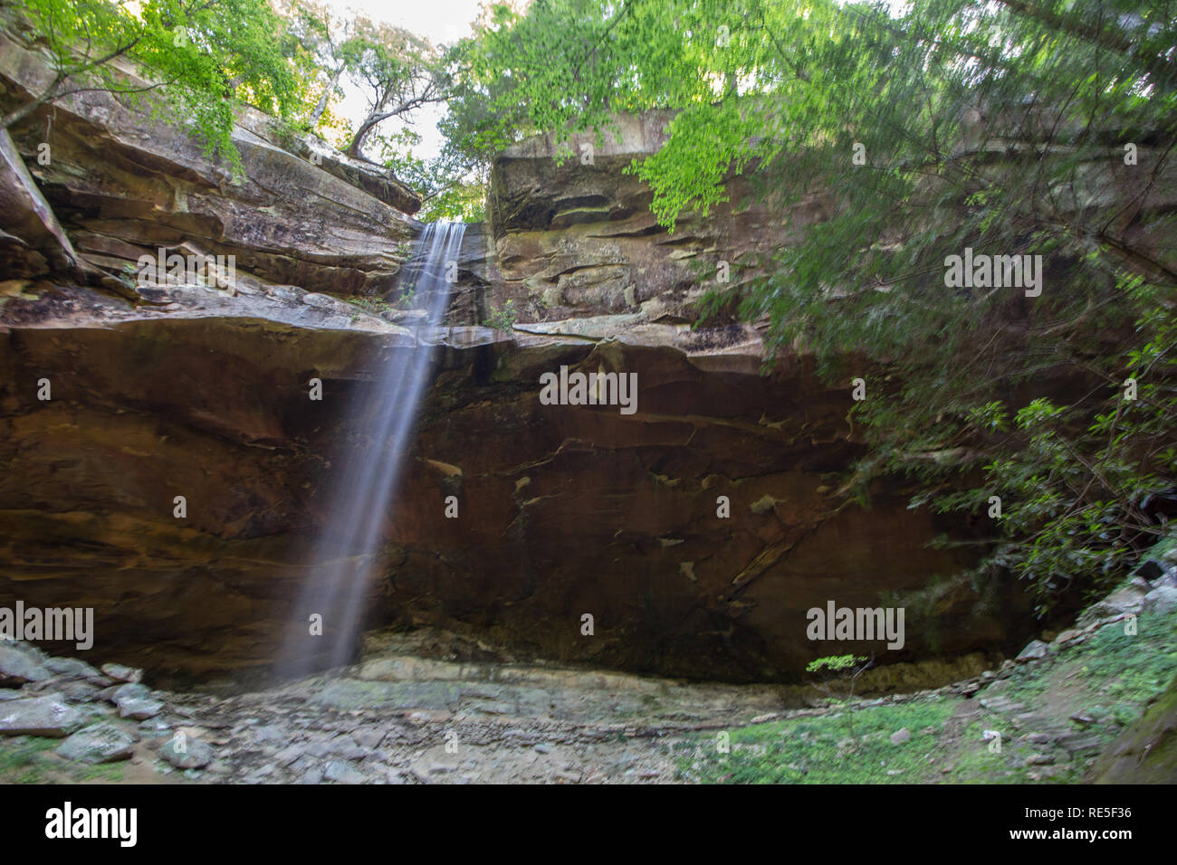 Yahoo falls hi-res stock photography and images - Alamy