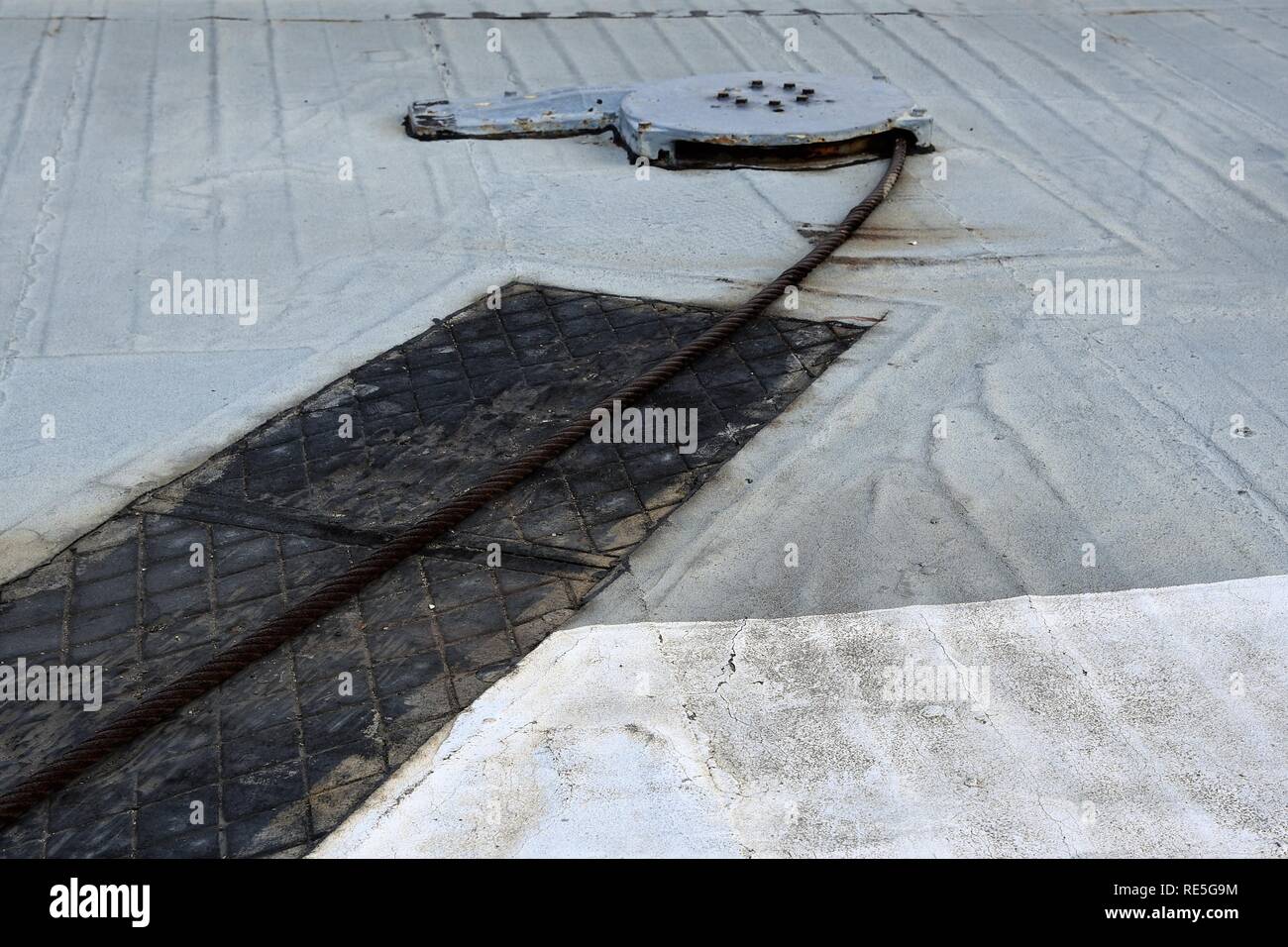 Tailhook hi-res stock photography and images - Alamy