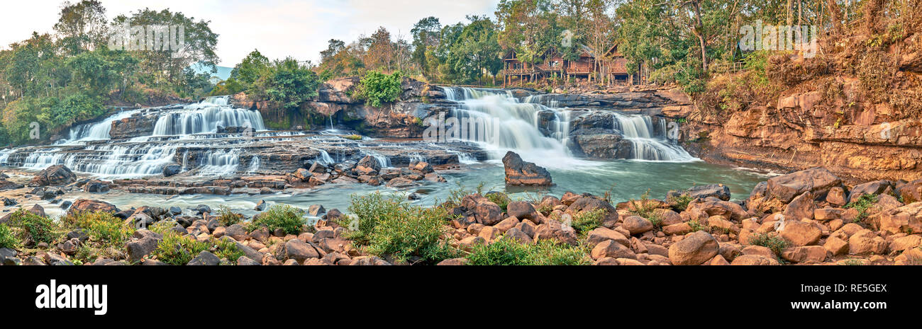 Jungle landscape panoramic hi-res stock photography and images - Alamy