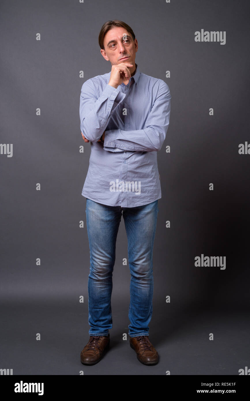 Full body shot mature hi-res stock photography and images - Alamy