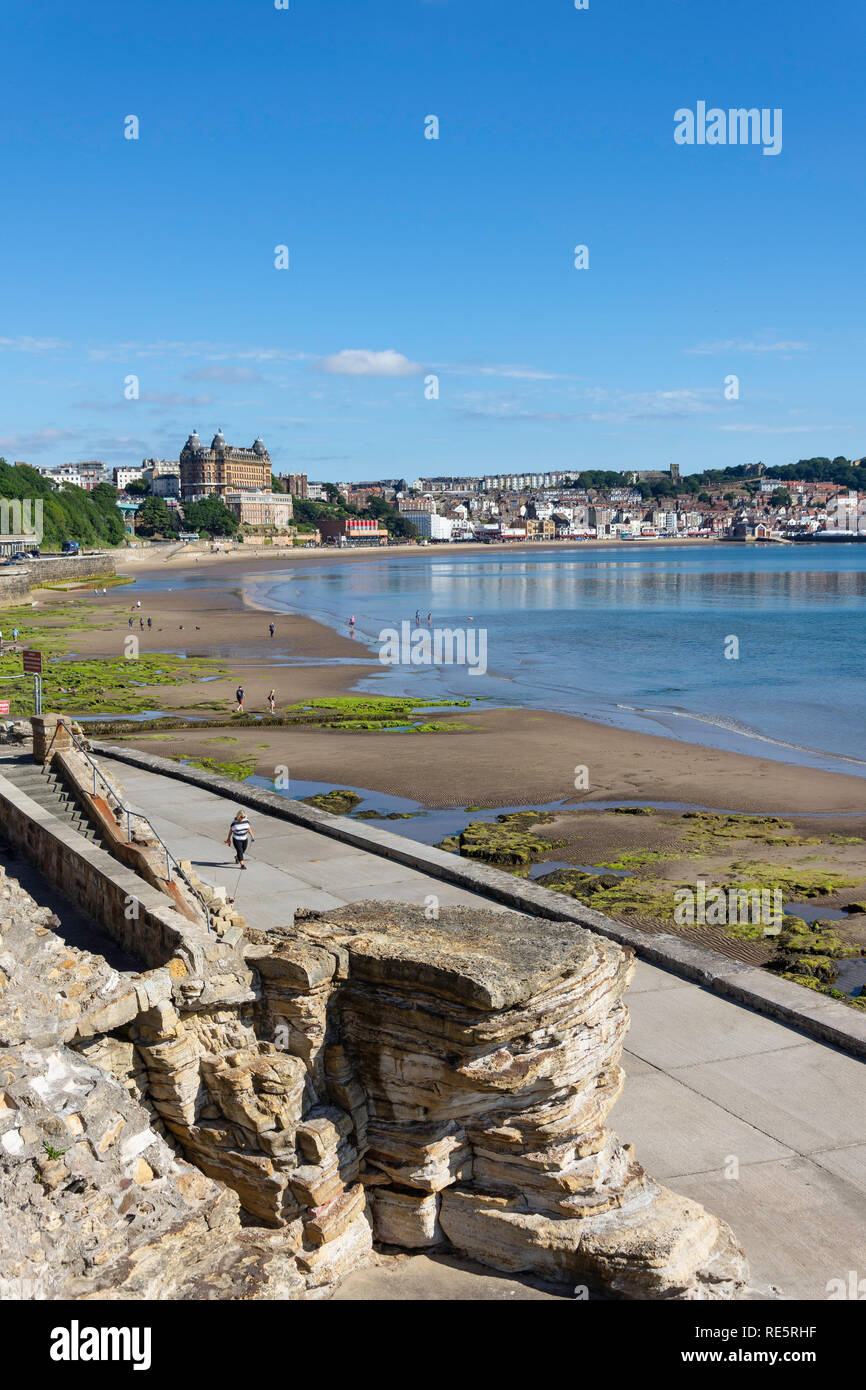 Promenade scarborough hi-res stock photography and images - Alamy