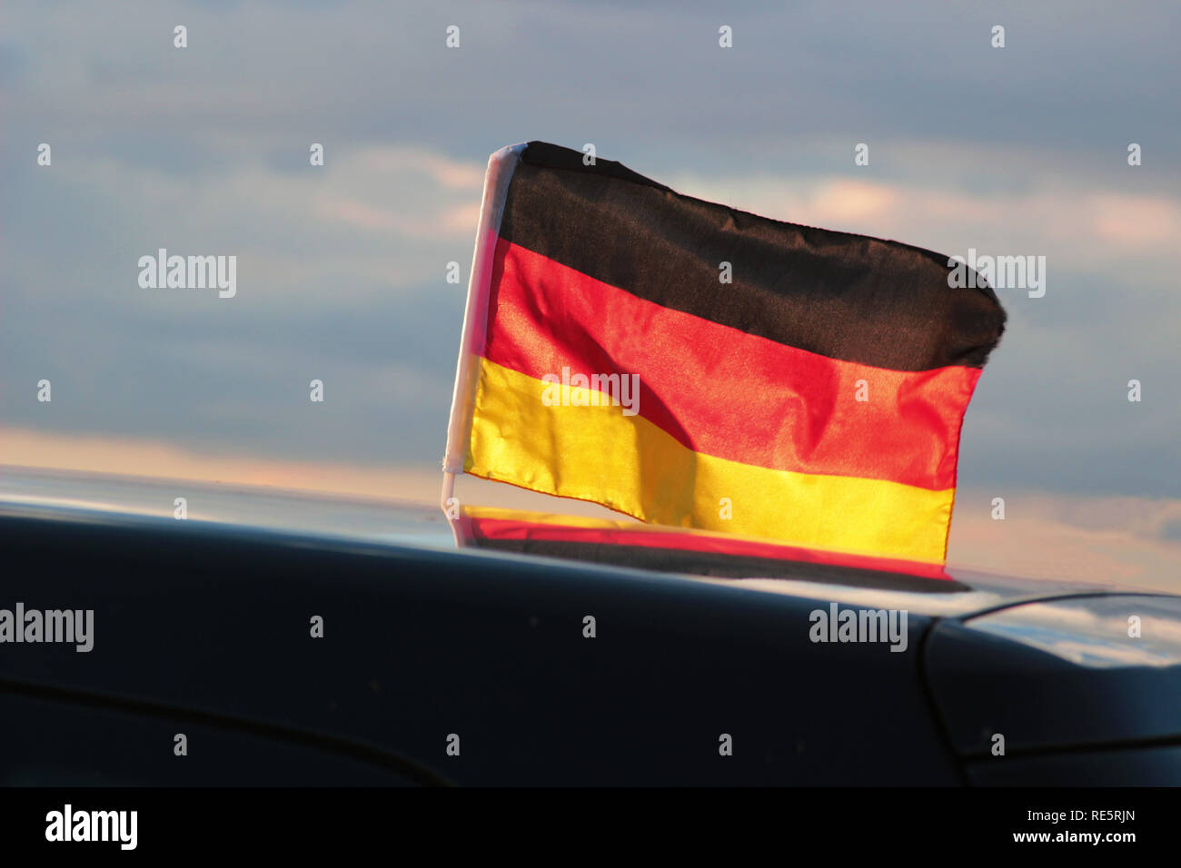 Flying flag on car hi-res stock photography and images - Alamy