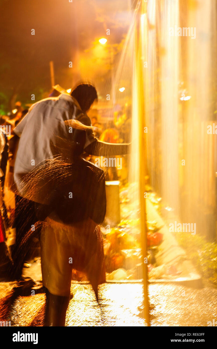 The holy rituals of Thaipusam at Batu Caves, Malaysia Stock Photo - Alamy