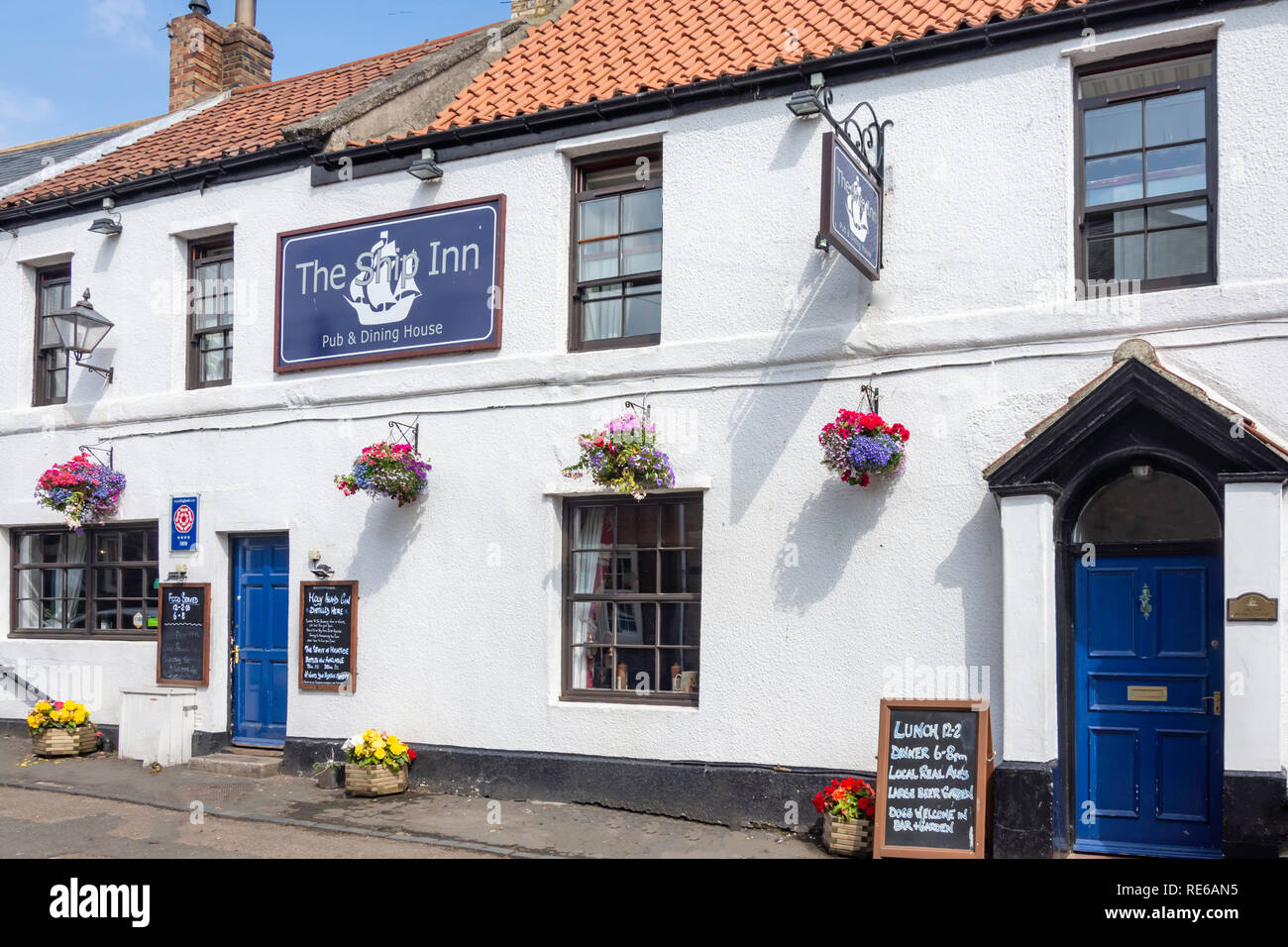 The ship inn pub pubs exterior flower baskets marygate lindisfar hi-res ...