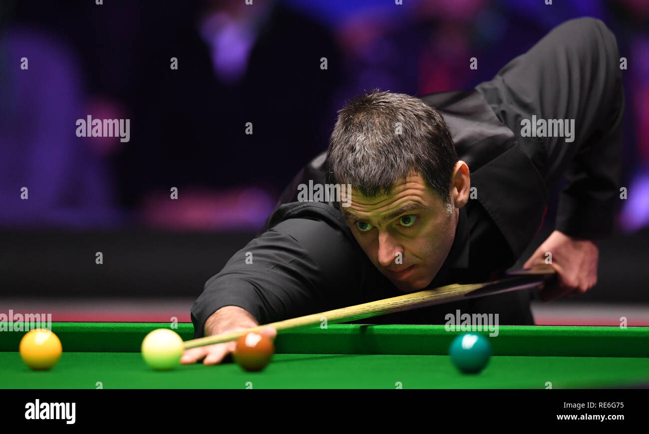 Snooker safety hi-res stock photography and images - Alamy