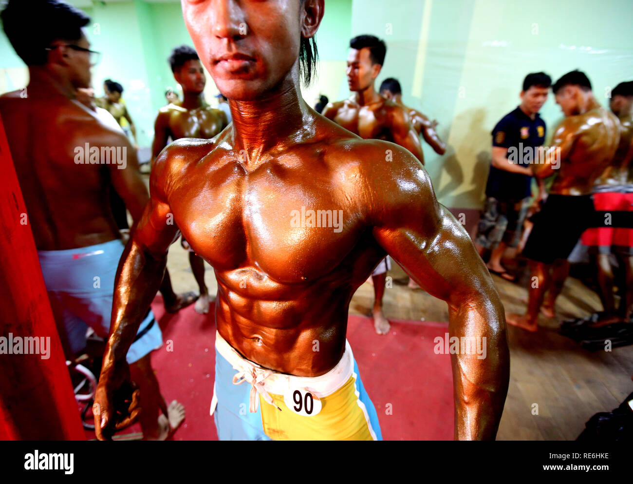Yangon, Myanmar. 20th Jan, 2019. Contestants prepare to go on the stage ...