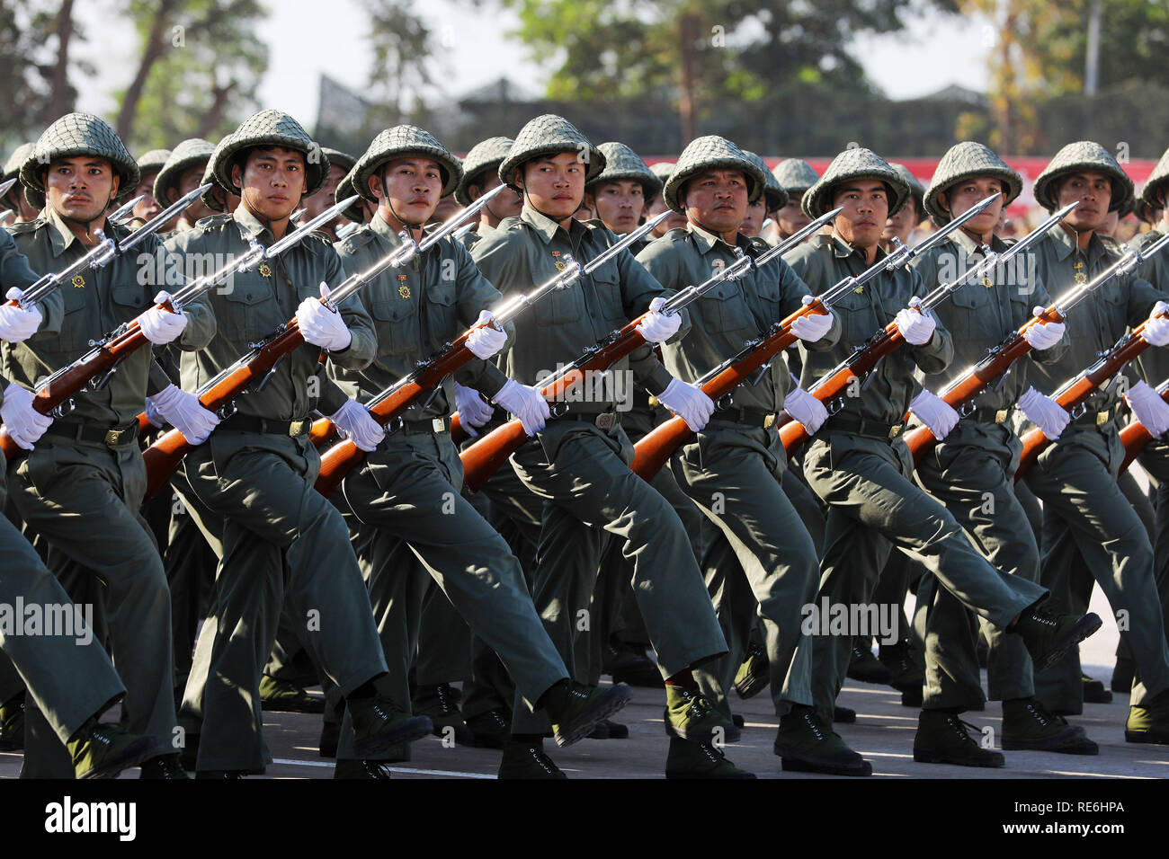 Vientiane, Laos. 20th Jan, 2019. Soldiers participate in a military ...