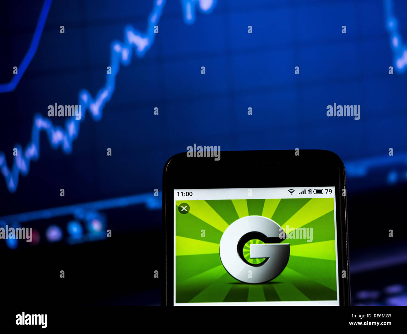 Groupon mobile phone hi-res stock photography and images - Alamy