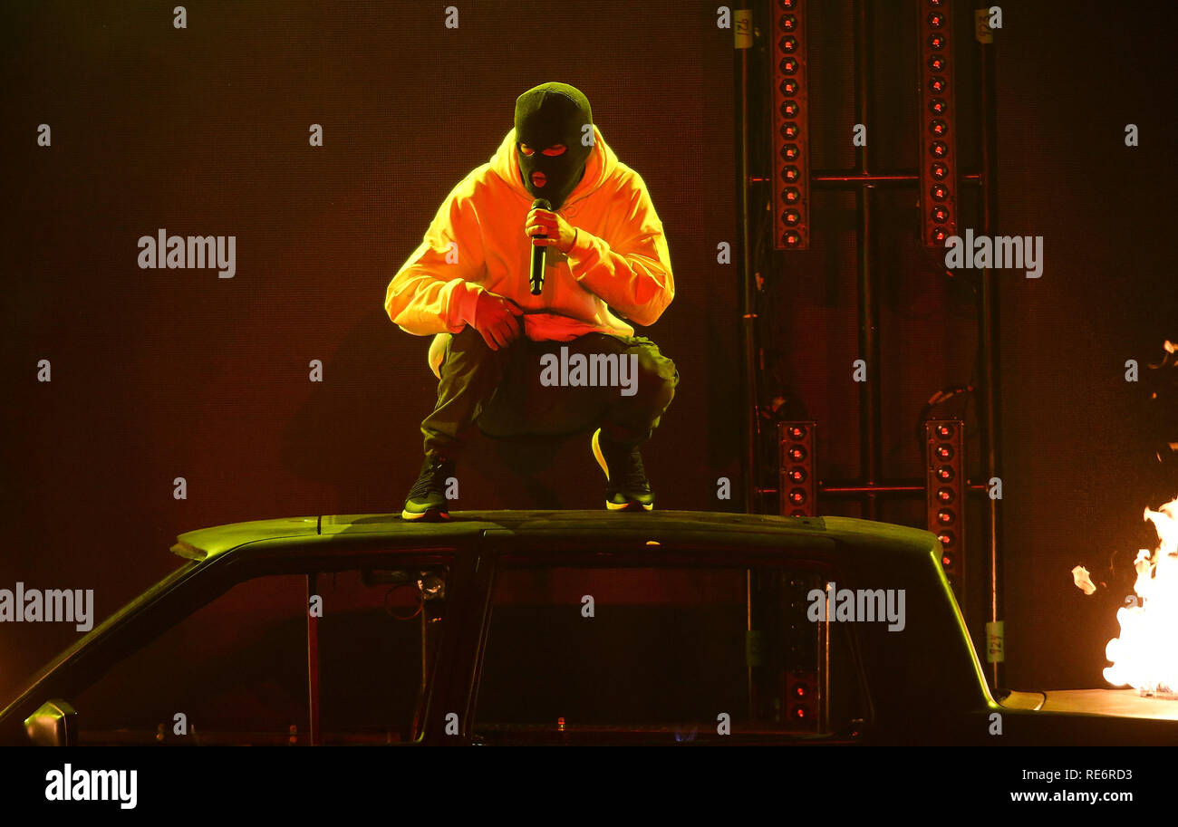 California, USA. 19th Jan, 2019. Twenty One Pilots lead vocalist Tyler ...