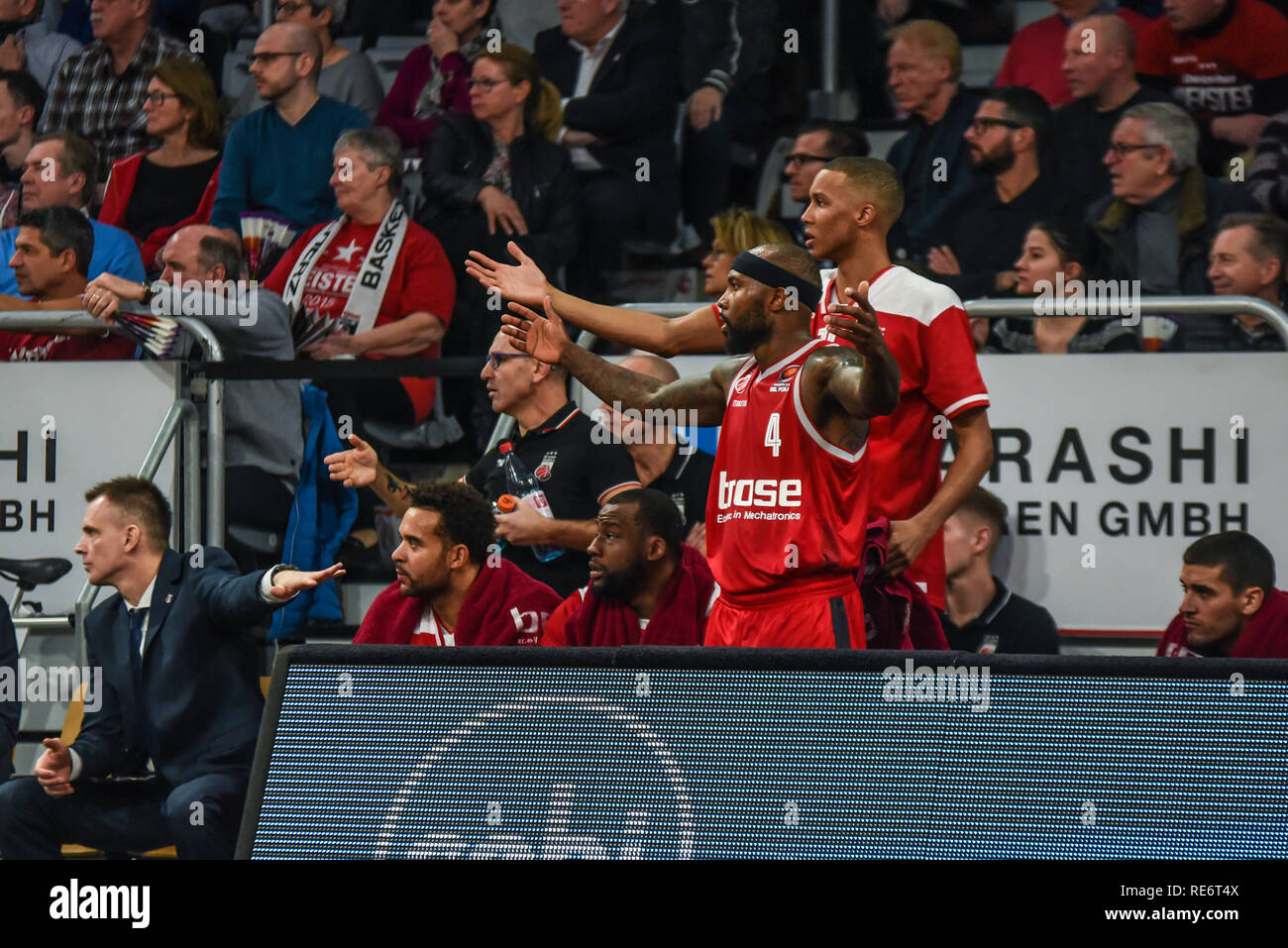 German basketball referee hi-res stock photography and images - Alamy