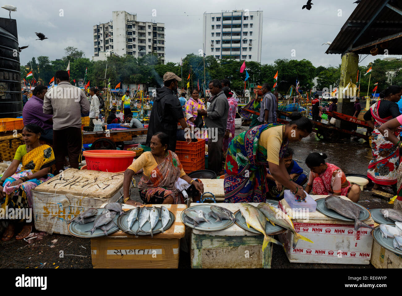 Daily Life in Mumbai Stock Photo - Alamy