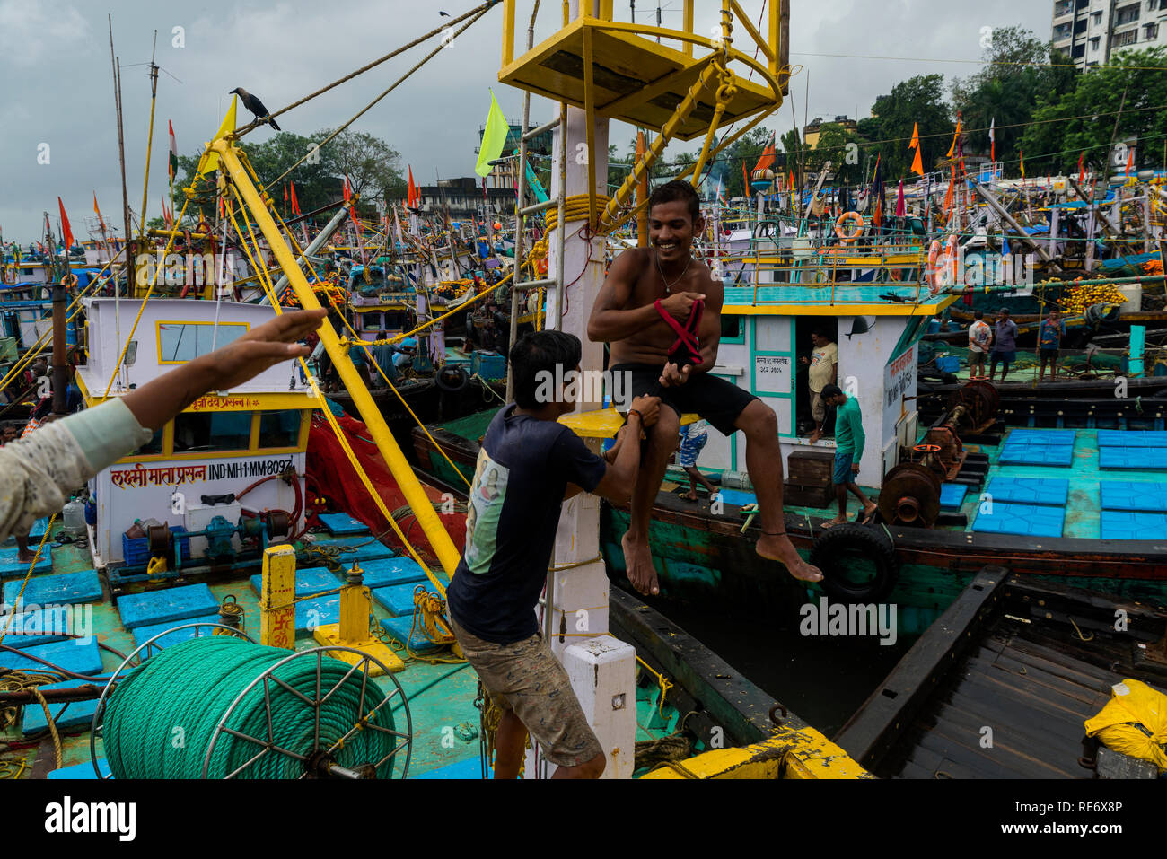 Daily Life in Mumbai Stock Photo - Alamy