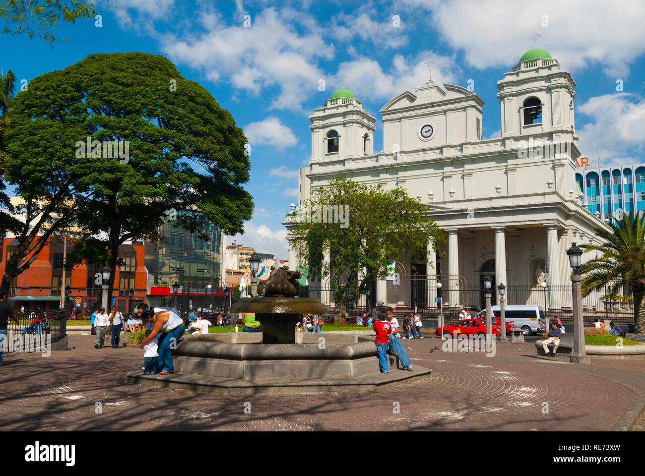 Costa Rica, San Jose, Parque Centrale place, Metropolina de San José ...