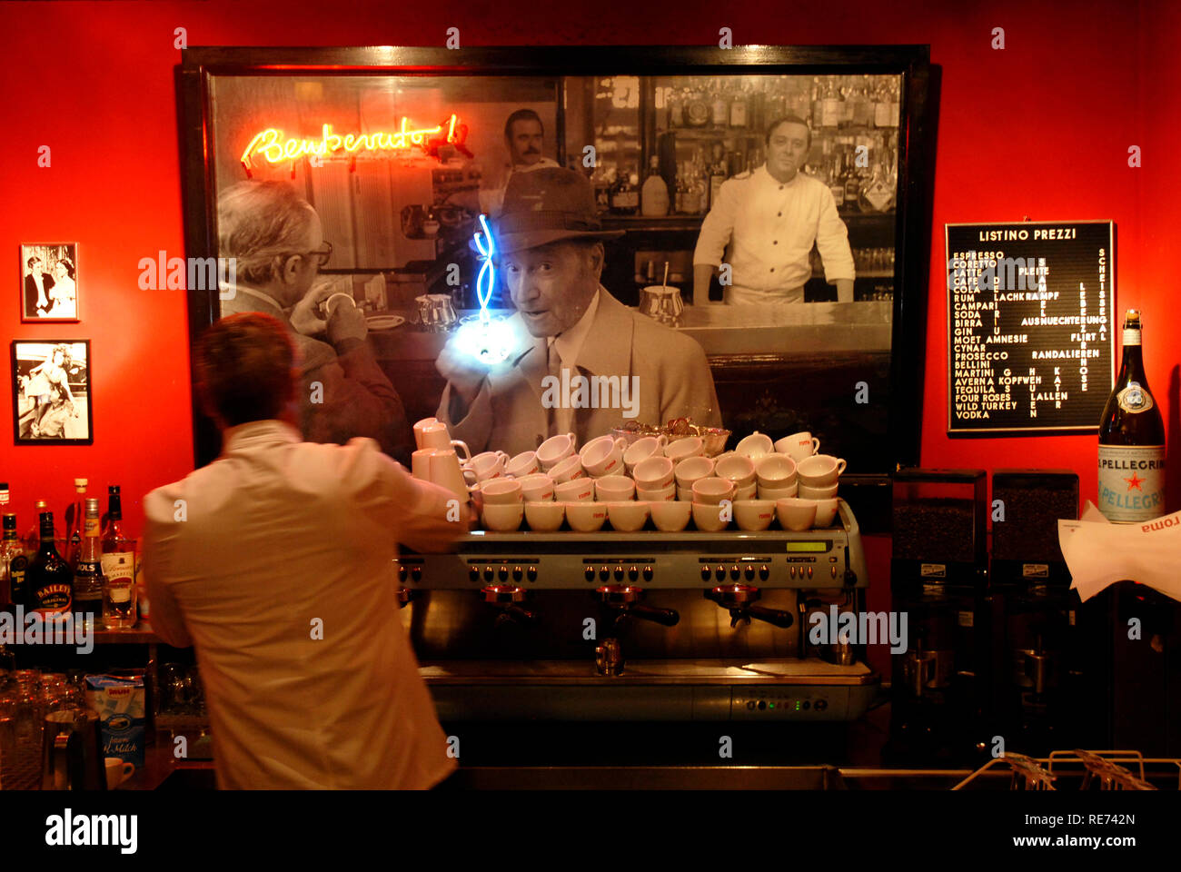 Café Roma, Maximilianstrasse, Munich. Germany Stock Photo - Alamy