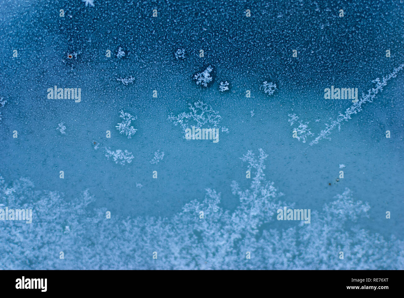 Frost flowers on glass hi-res stock photography and images - Alamy