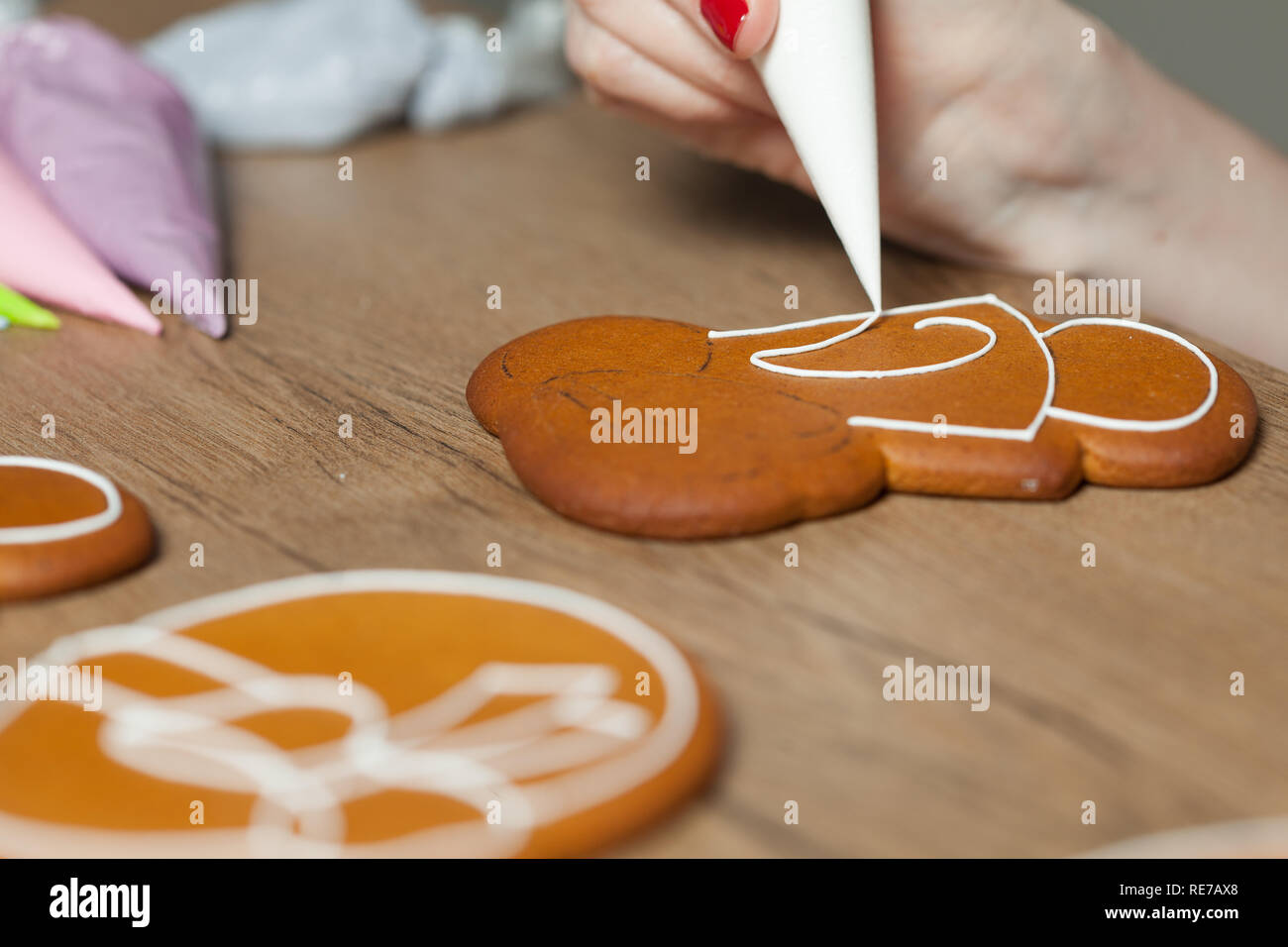 baking, draw on baking, patterns process close up Stock Photo - Alamy