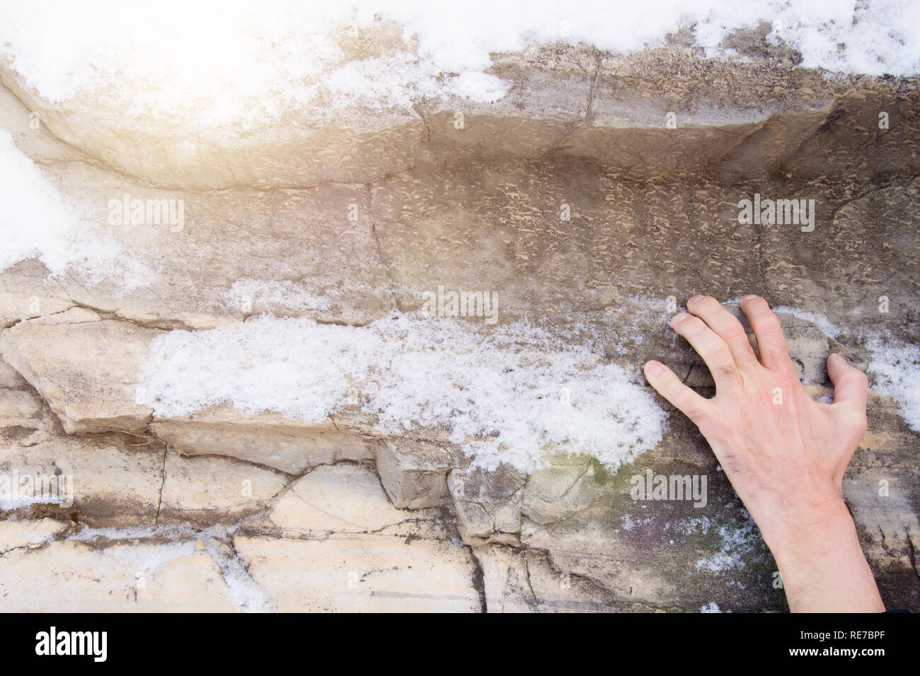 Hand holding chalk stone hi-res stock photography and images - Alamy