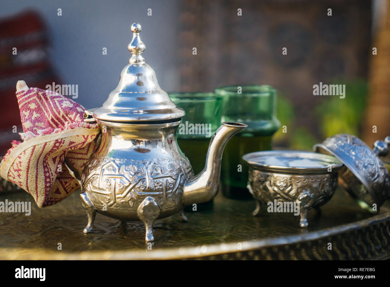 Muslim arabic arabian world hi-res stock photography and images - Alamy