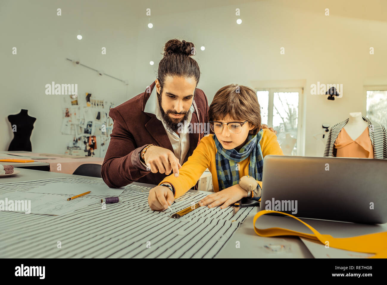 Child patterns hi-res stock photography and images - Alamy