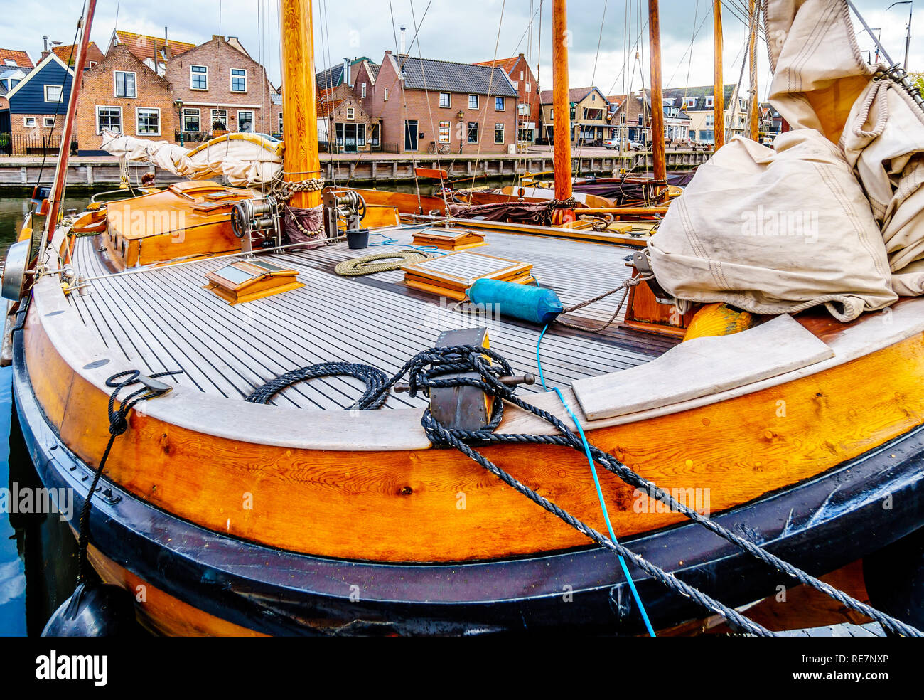 Traditional dutch fishing boats in hi-res stock photography and images ...
