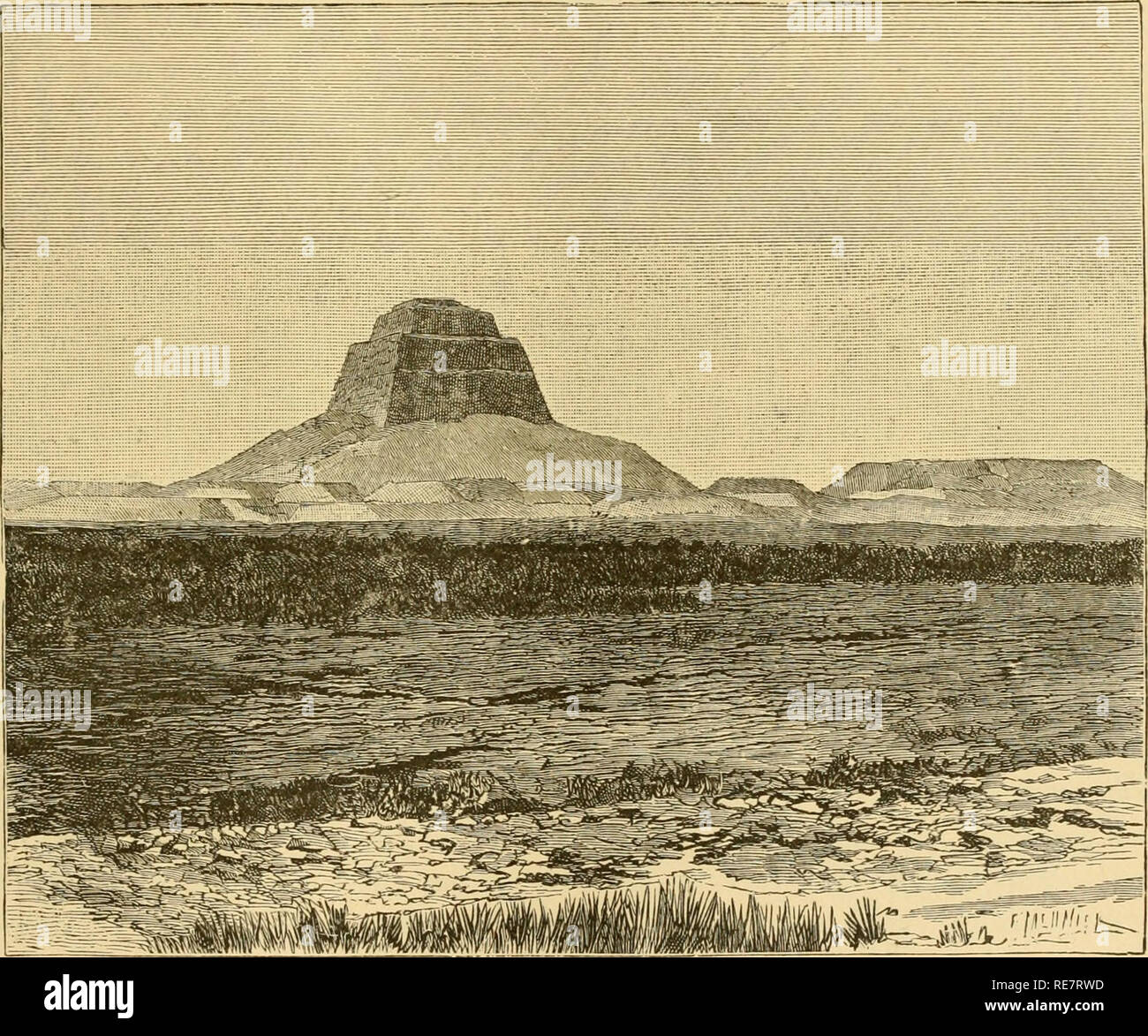 Meidum pyramid hi-res stock photography and images - Alamy