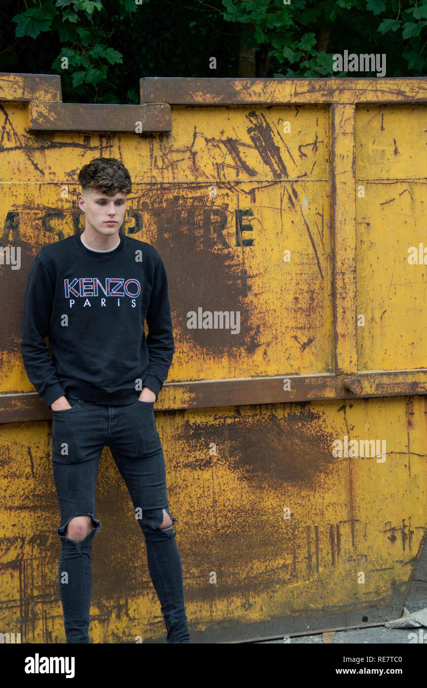 Environmentand hi-res stock photography and images - Alamy